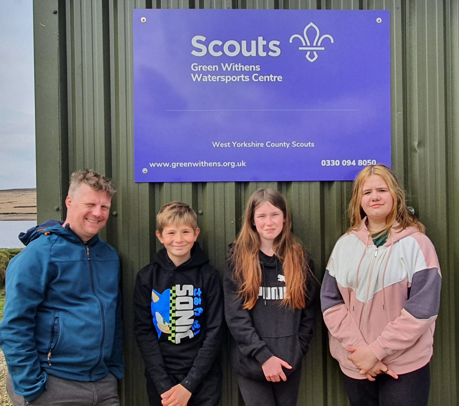 Scouts go Dragon Boating!! | 69th Bradford South